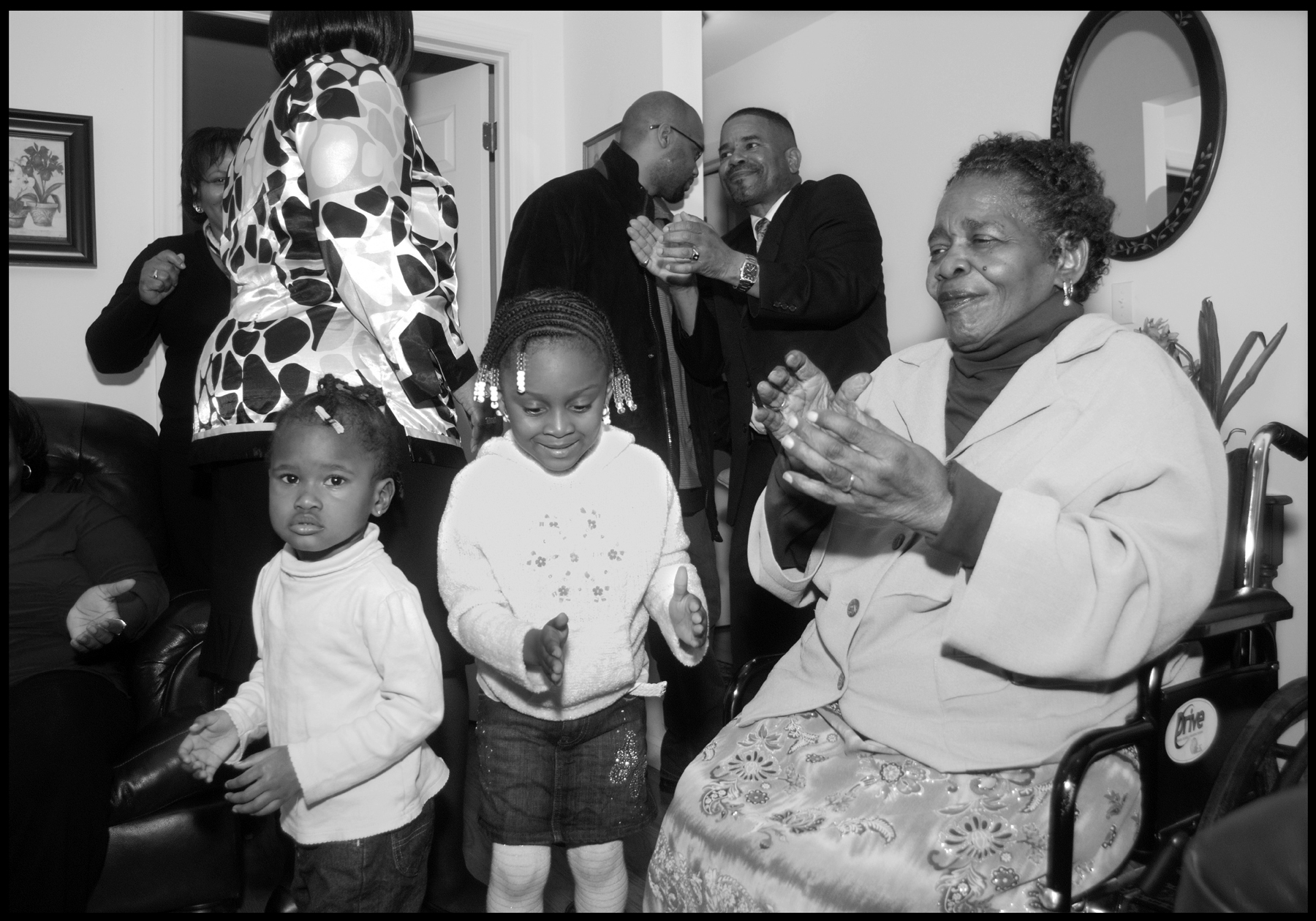 LIFE ALONG THE TURNPIKE: Bridgehampton Today | One Eye Open